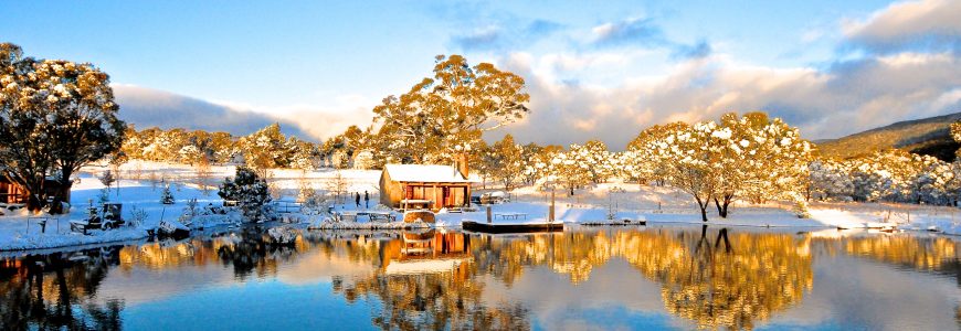 Moonbah Hut – Top of the world Jindabyne Australia